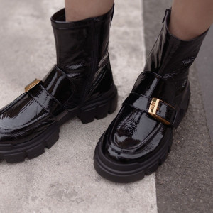 Cipele, patike, sandale, čizme i modni dodaci za žene, muškarce i djecu ...