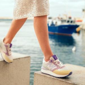 Cipele, patike, sandale, čizme i modni dodaci za žene, muškarce i djecu ...